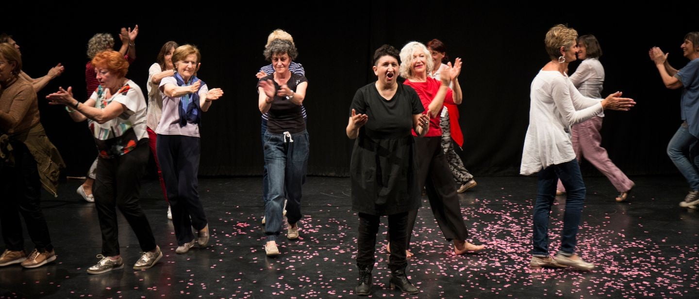 Dancing the Horizontal | 2022 - Yorkshire Dance